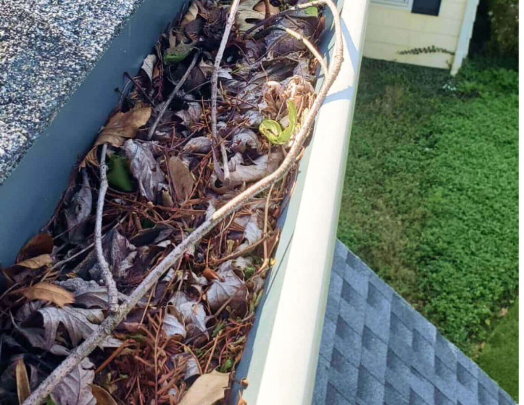 Gutter Cleaning Services in NJ | Call Mr. Gutter LLC 732-785-4238